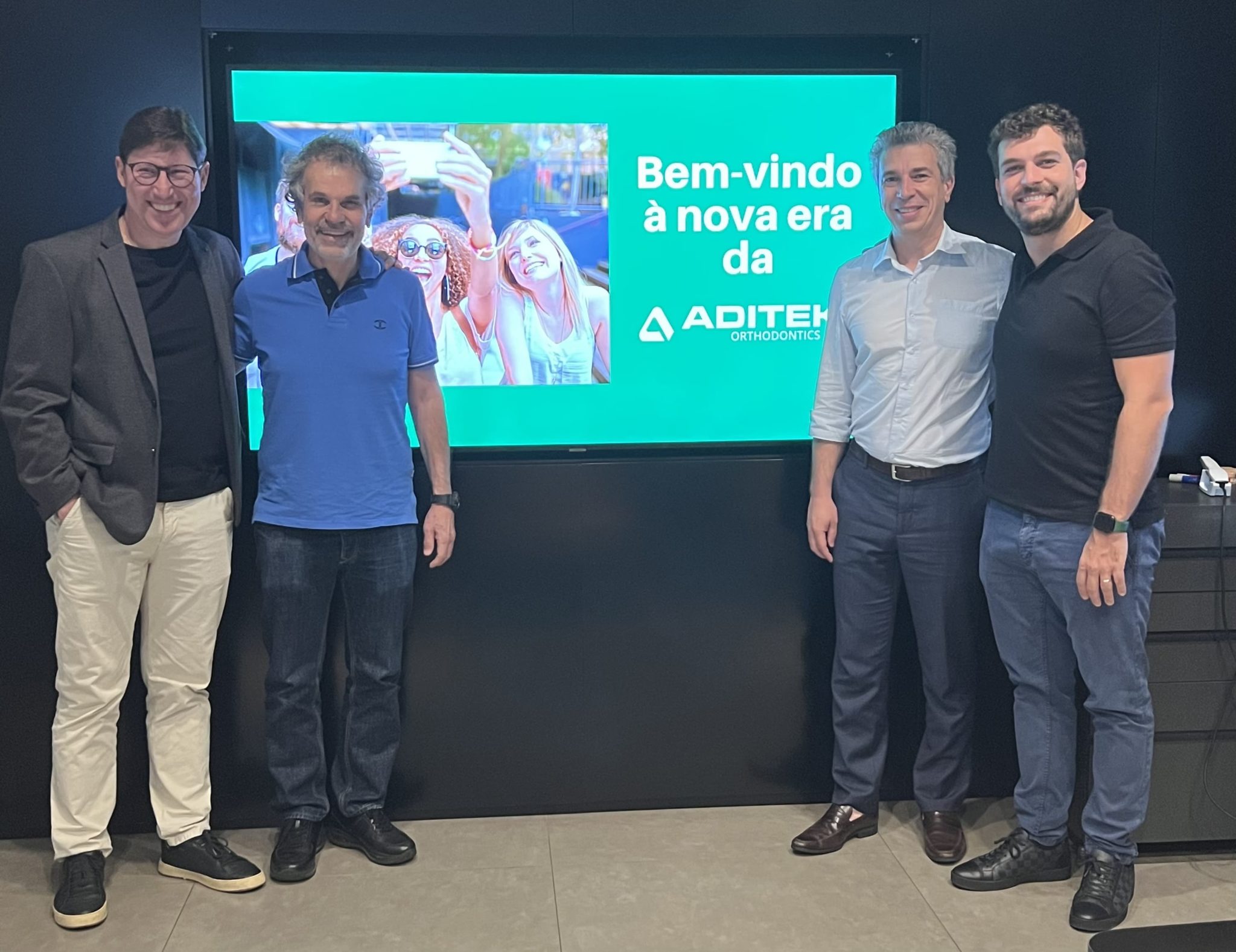 Aditek Orthodontics dá um novo passo em direção a Odontologia Digital